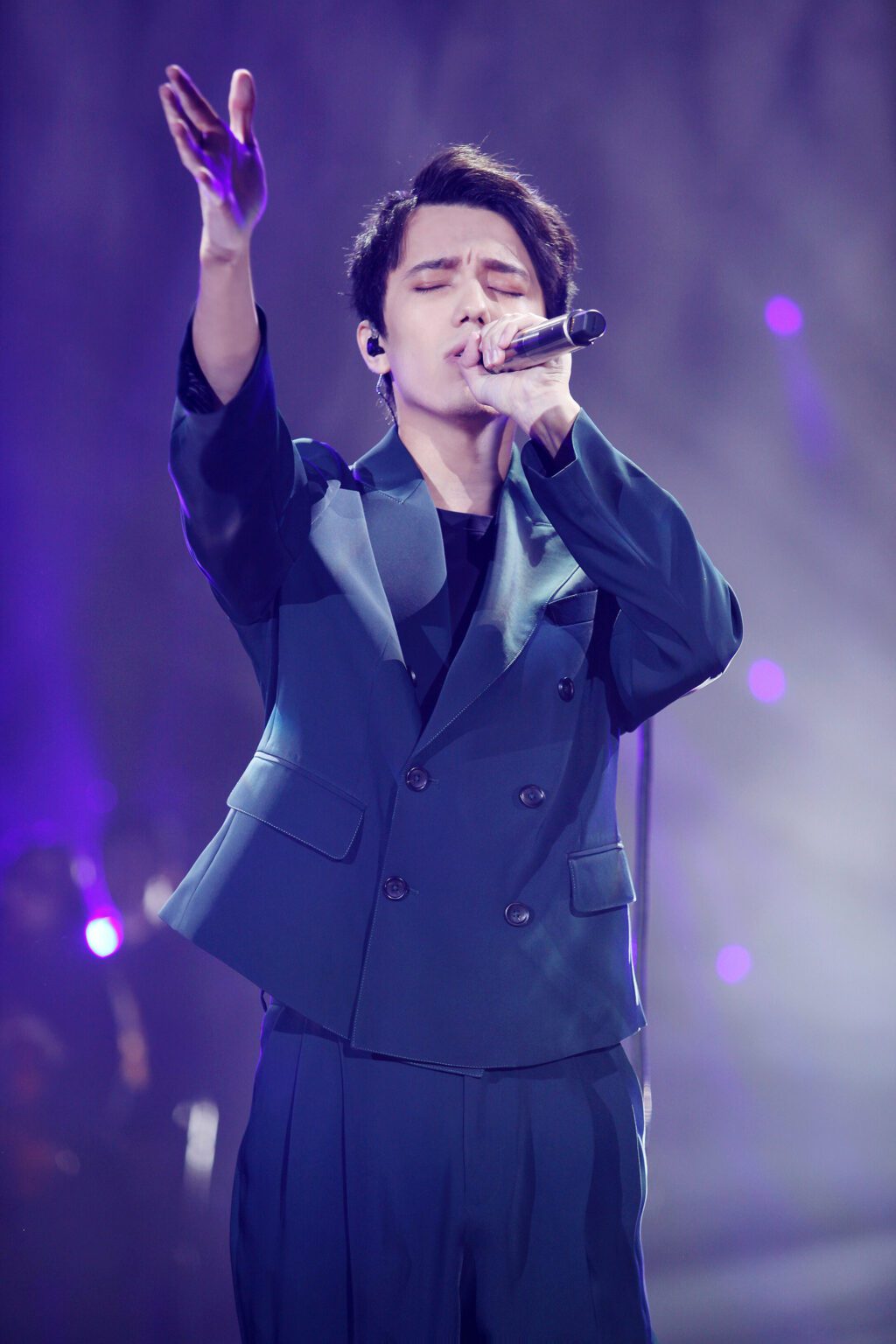 Dimash Qudaibergen Singer - SOS Dimash Universe